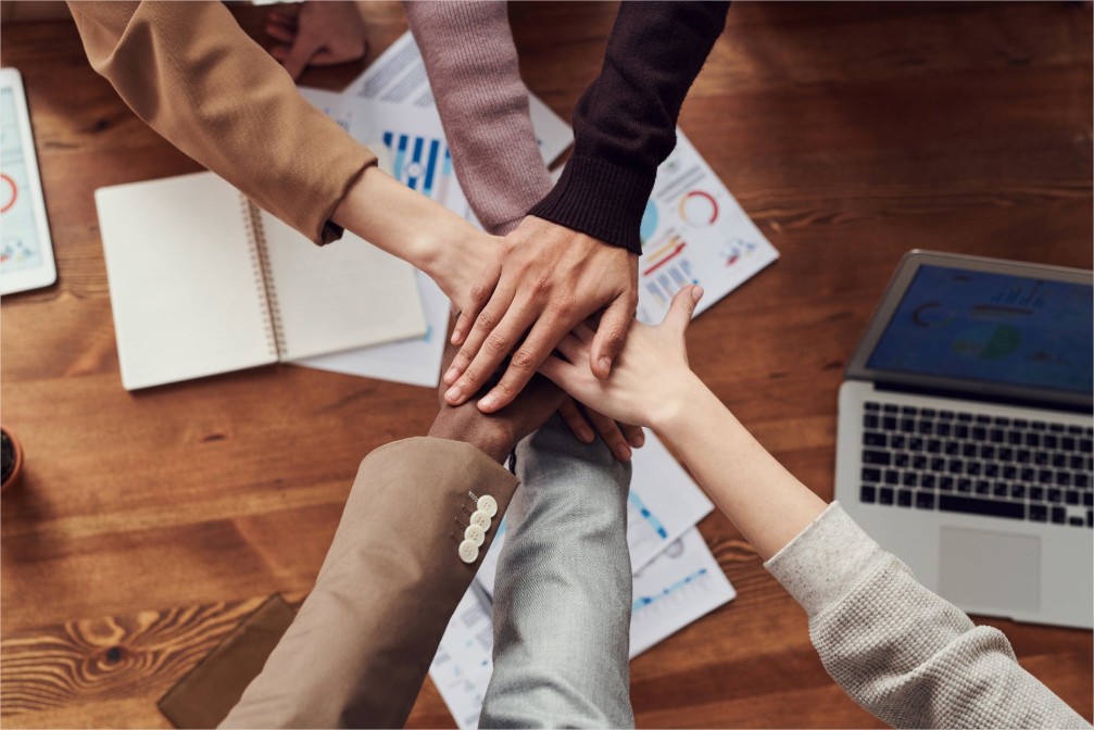 Qué es una empresa spin-off: definición, características y ejemplos